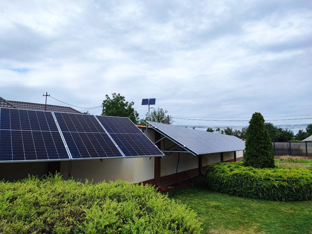 Deye 12 kW + 15 kWh stocare energie - TSM Synergy Solutions